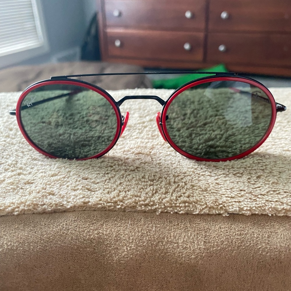Red And Black Double Bridge Oval Ferrari Ray Bans. - Gem
